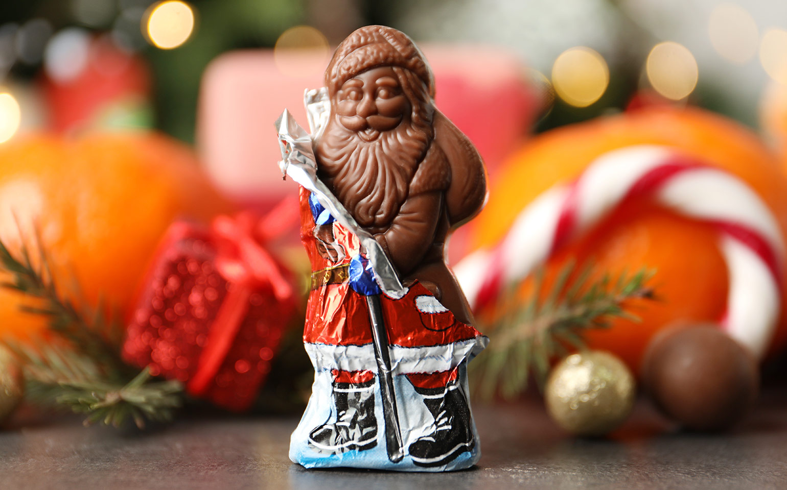 The magic formula for festive delights: aluminium foil preserves the ...